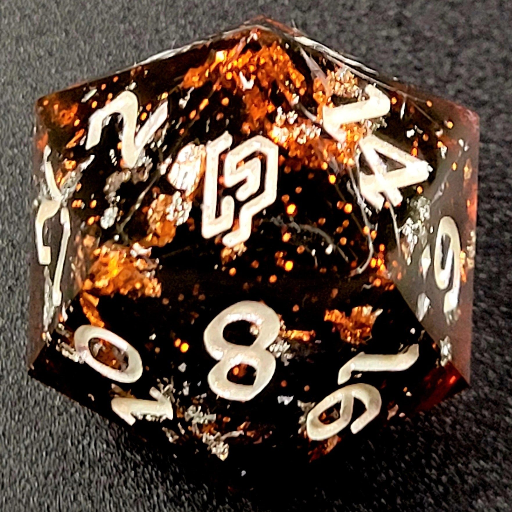 Aradia's Wrath – PRIMUS Sharp Edge Dice